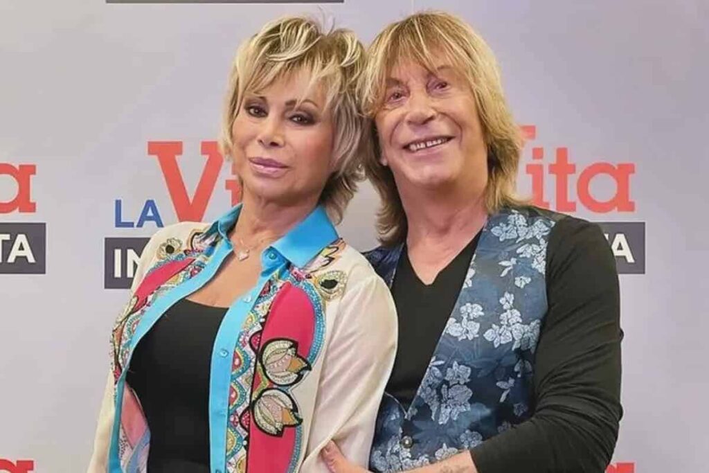 Enzo Paolo Turchi e Carmen Russo, la figlia è la fotocopia del papà ...