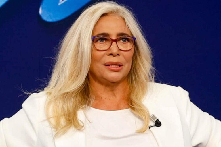 Mara Venier: età, malattia occhi, dove vive, stipendio, marito Nicola ...