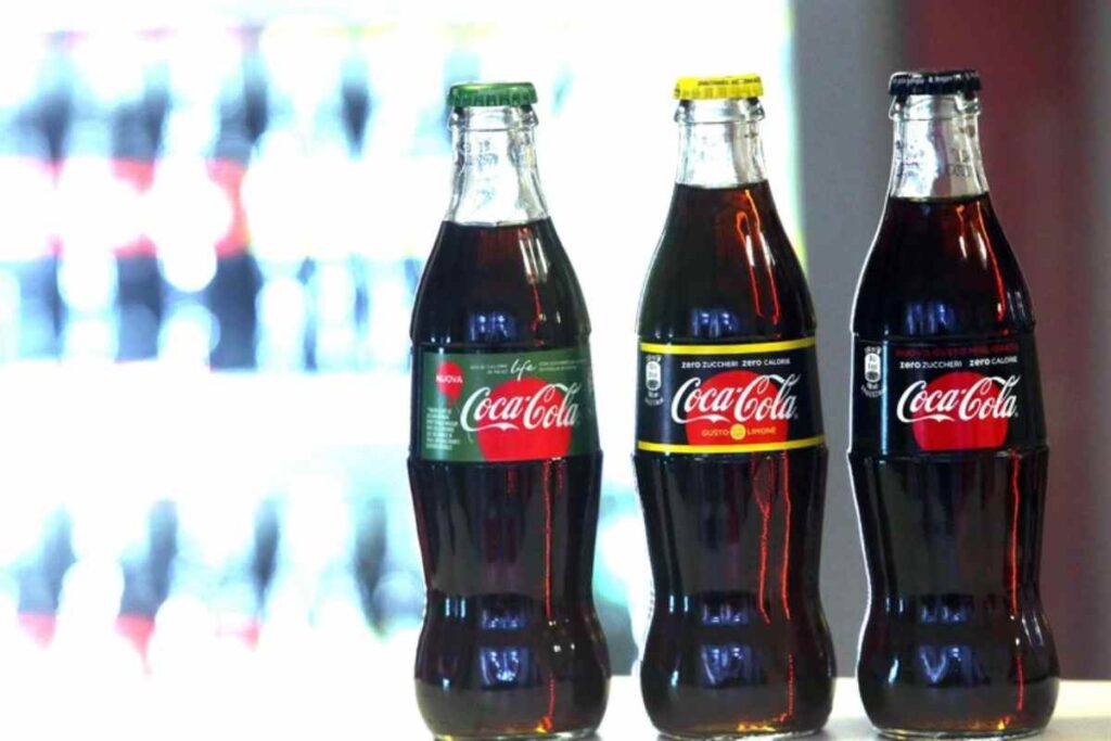 Dietro il logo di Coca Cola c'è un significato nascosto