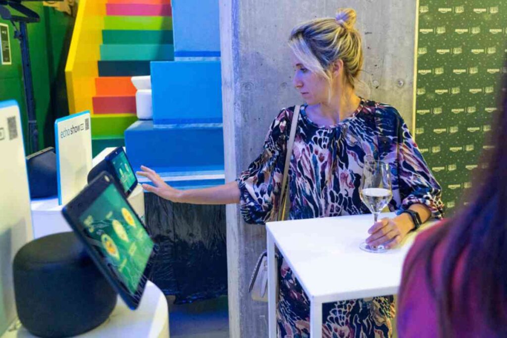 Alexa, la nuova versione con l'intelligenza artificiale non sarà più ...