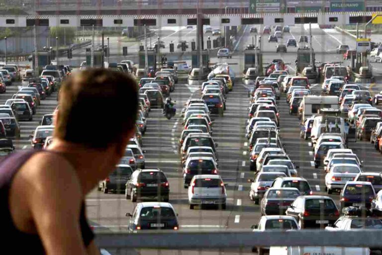 Tutte le novità sul bollo auto: nuove date e nuove esenzioni - Blitz ...