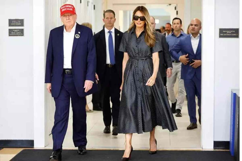 La chicca del giorno, "Melania Trump è stata sostituita da una sosia"