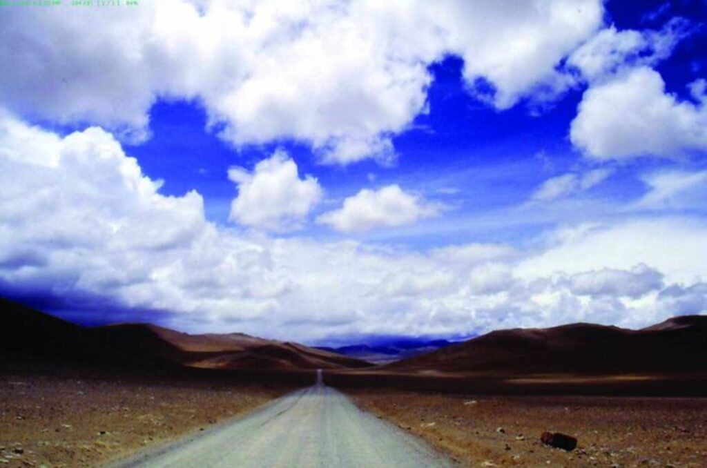 Meno nuvole, la Terra riflette di meno la luce del sole, perché caldo ...