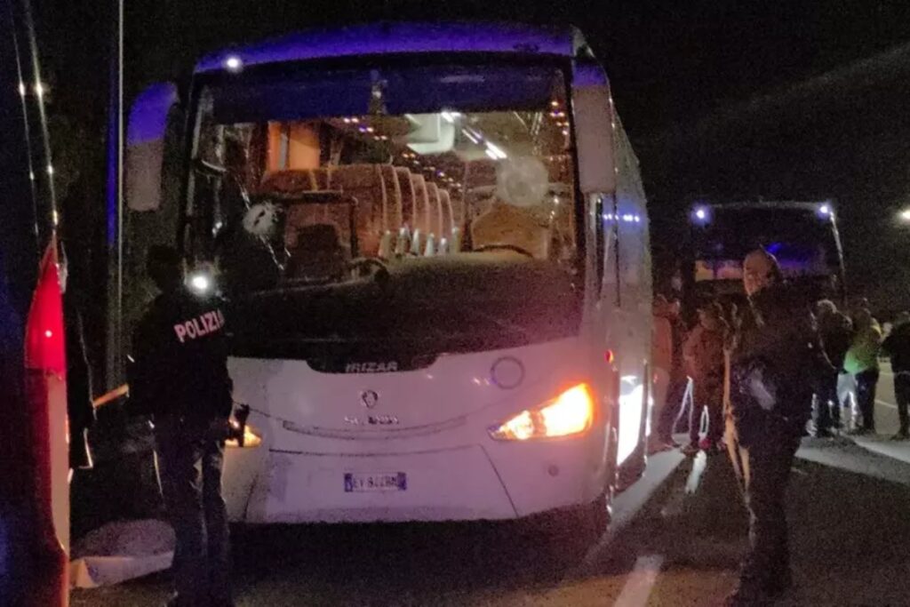 "Ce danno omicidio", si compiacevano esaltati i tre ultrà dopo il ...