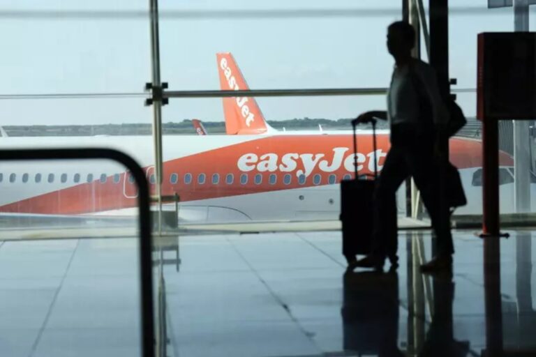 Low cost e bagagli: Easyjet sotto indagine, per l'Antitrust ci marcia ...
